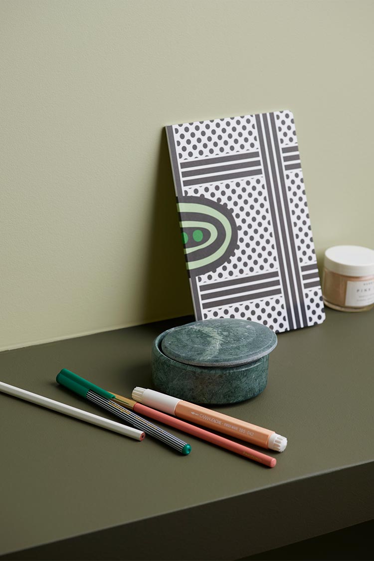 8494 ORGANIC GREEN - Interior paint colour