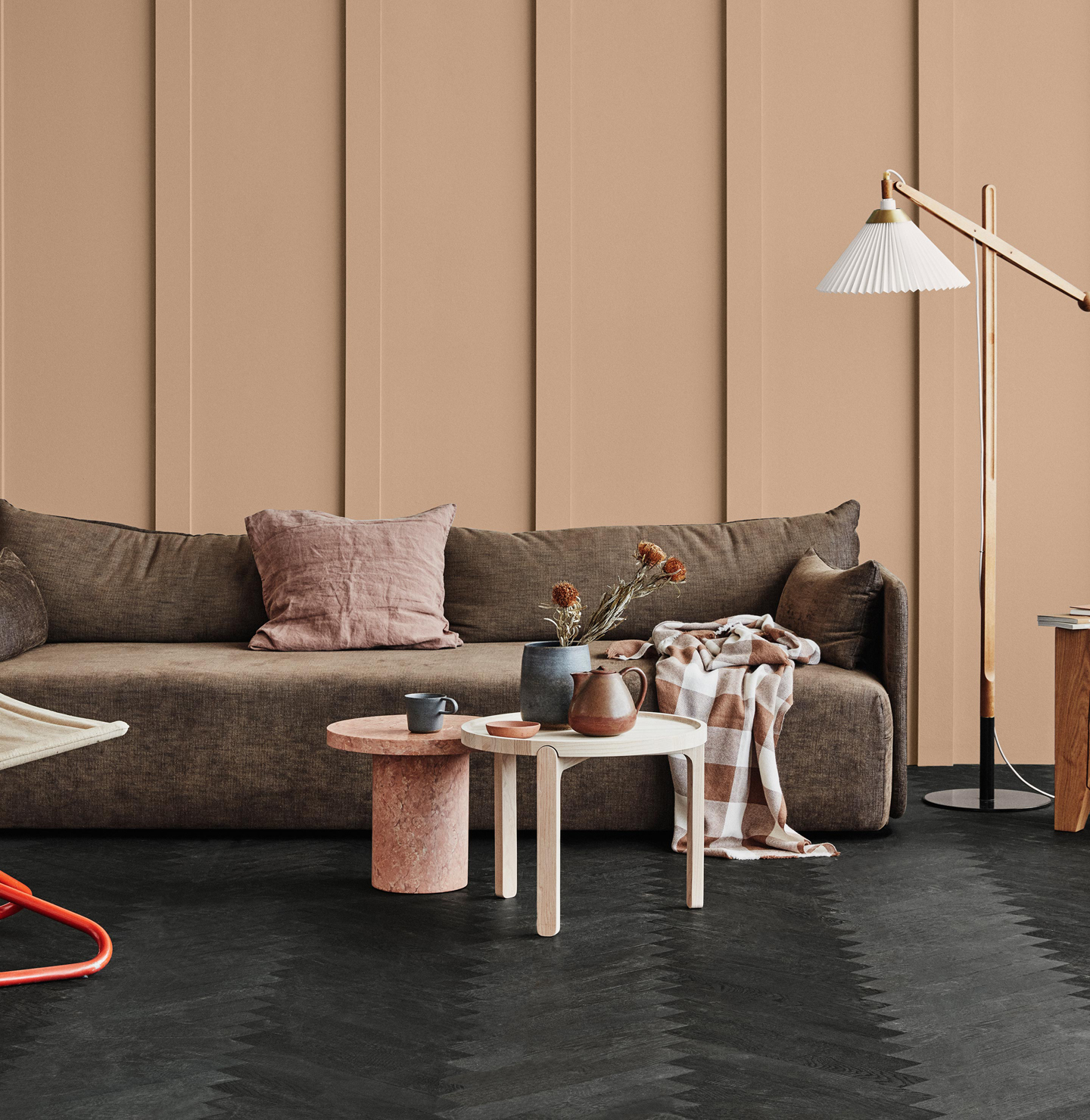 12074 PEACHY - Interior paint colour