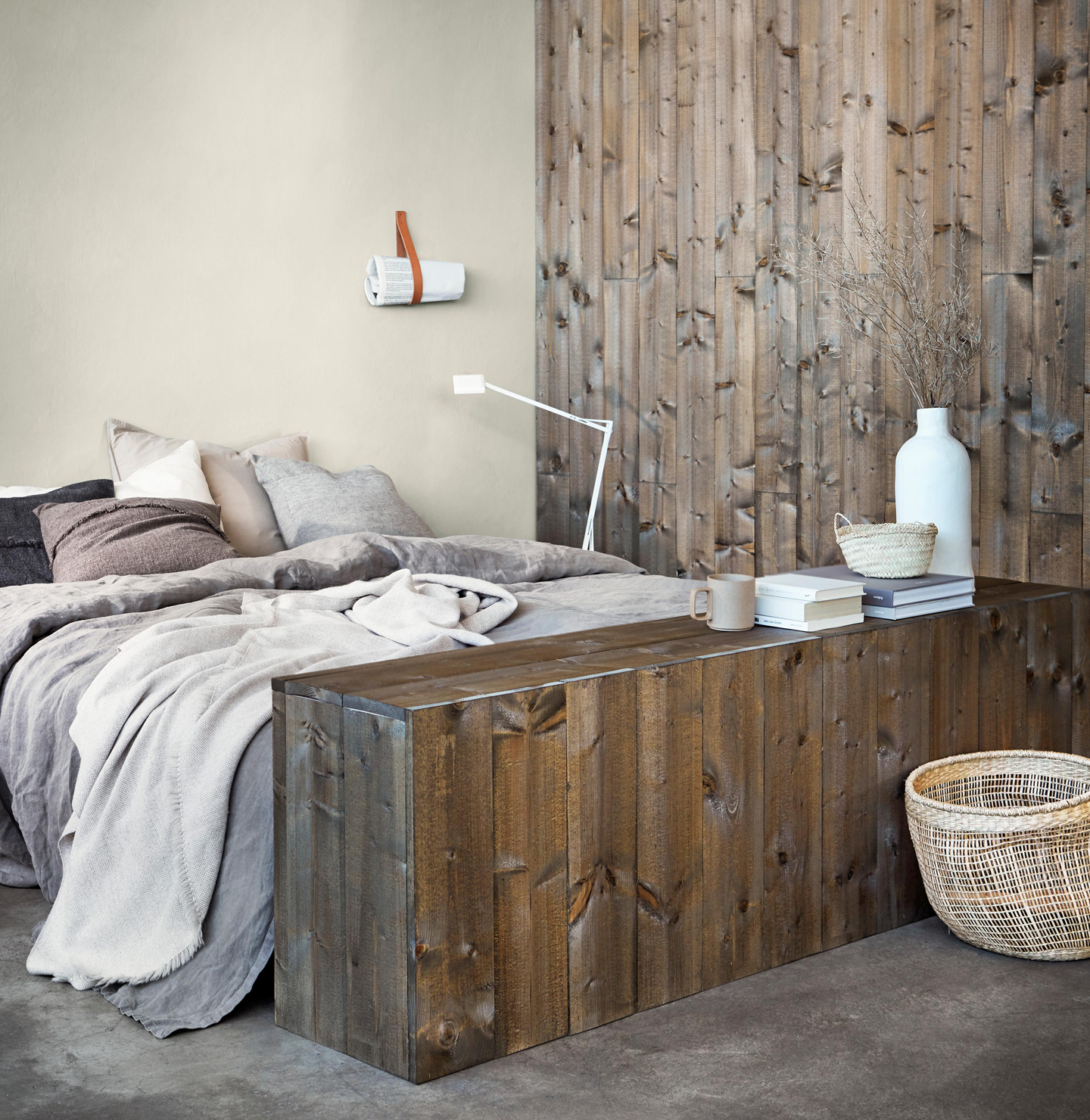 Vakker brun farge til kalkmaling på soverom – Jotun 90015 Høstbrun