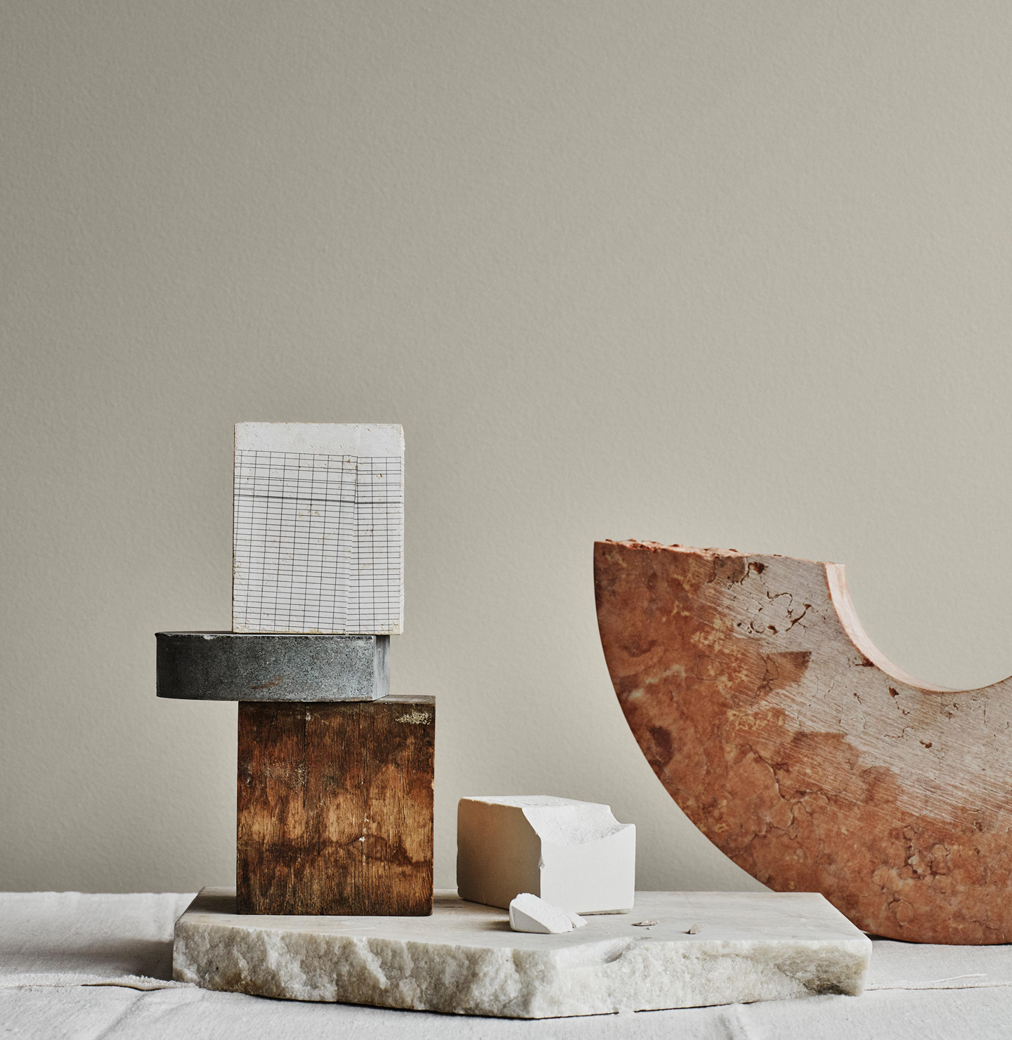 Beautiful grey colour for your kitchen – Jotun 12078 Comfort Grey