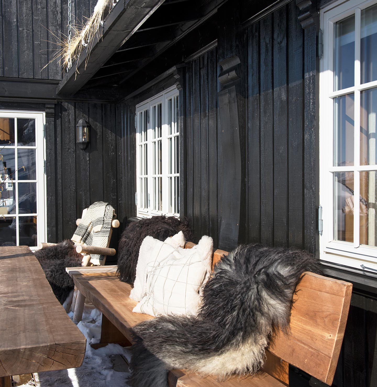 Varig vakker brun farge til fasade – TREBITT 0675 Seterbrun