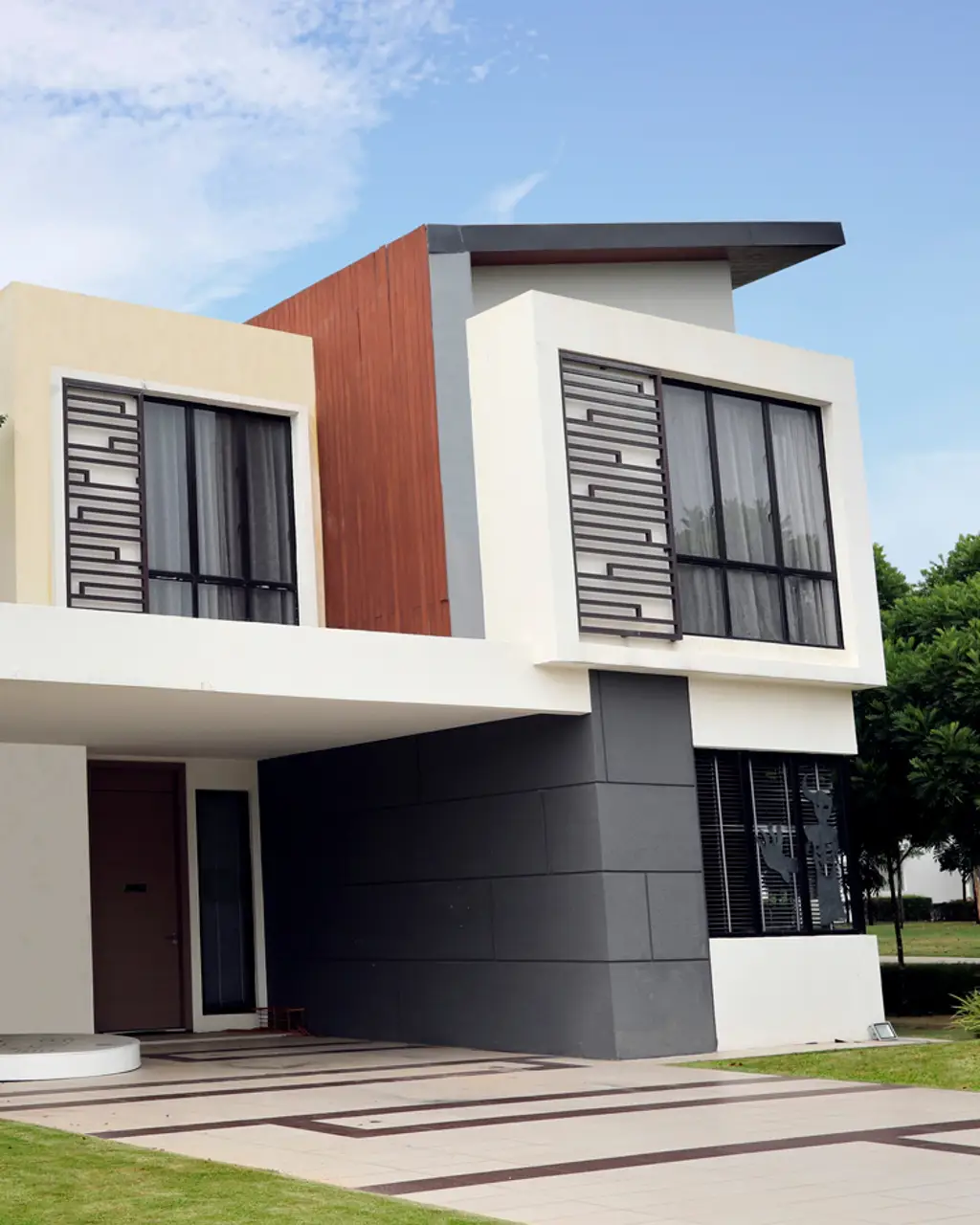 7052 Green Smoke - Exterior Paint Colour 7052 Green Smoke - Exterior Paint Colour
