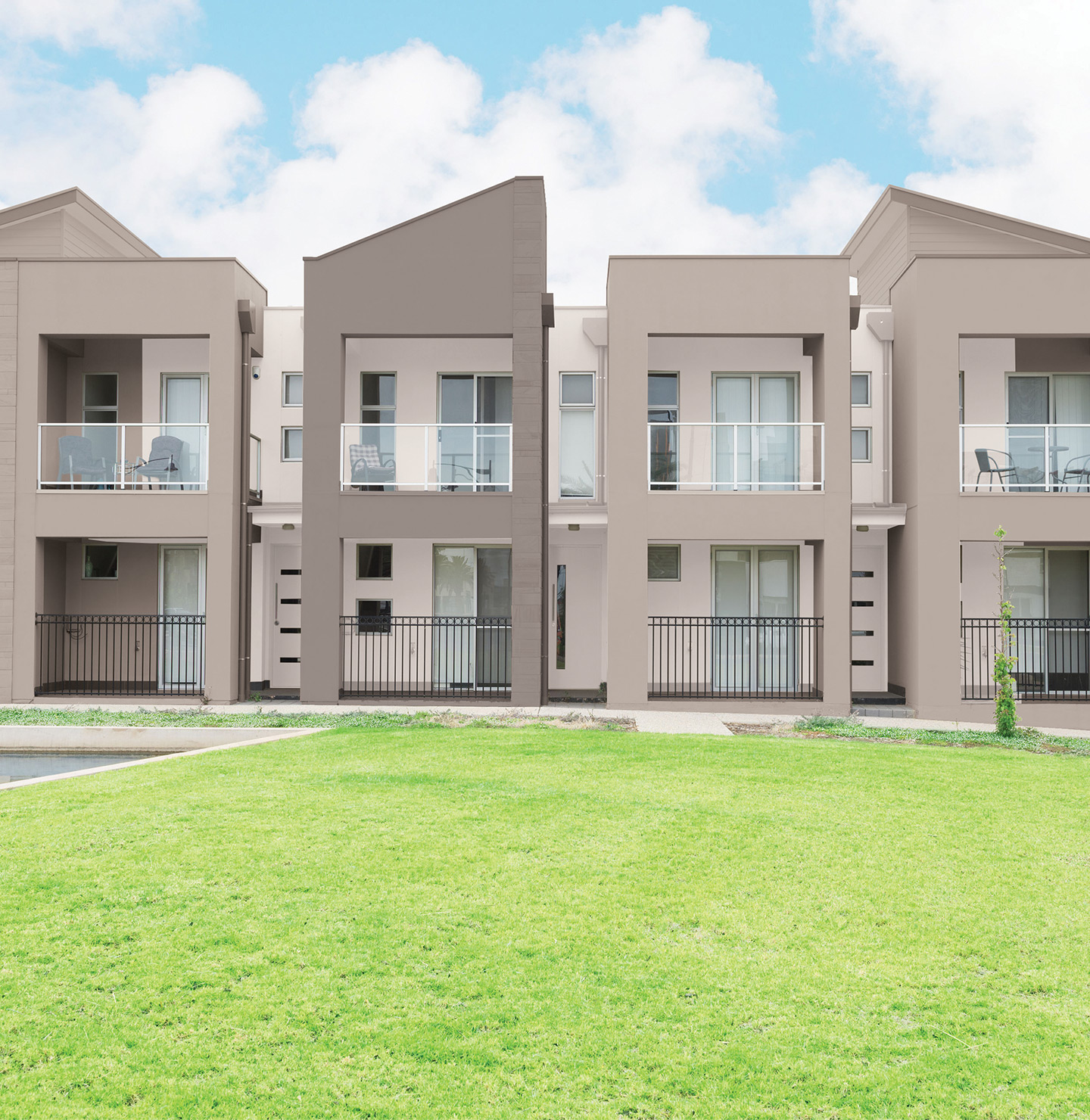 1143 Misty Grey - Exterior Paint Colour