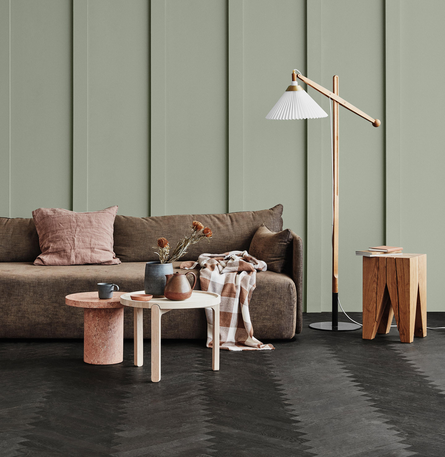 Vakker grønn farge til stue – Jotun 7628 Treasure