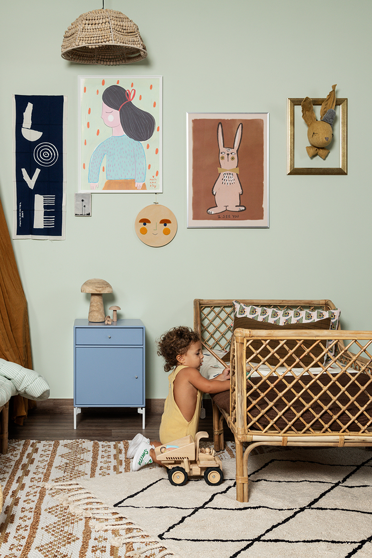 7628 TREASURE - Interior paint colour