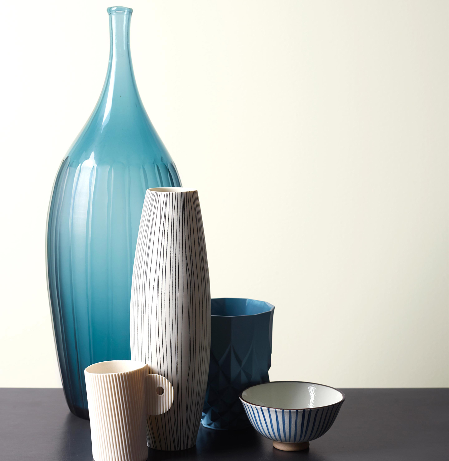 Salonunuz için beyaz tonu – Jotun 1928 Summer Snow