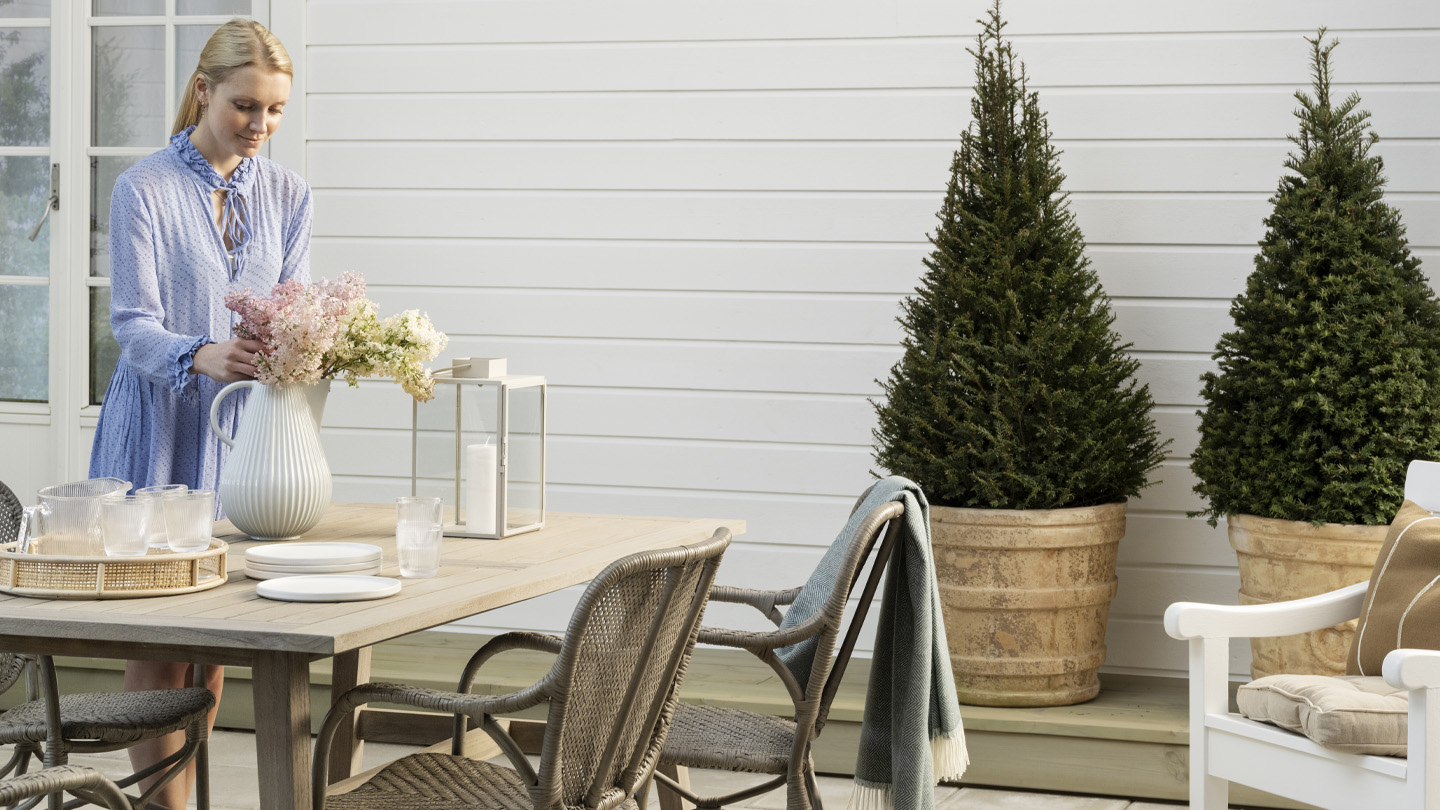 Holdbare farver til hele huset - Udendørs Farvekort | Jotun.dk