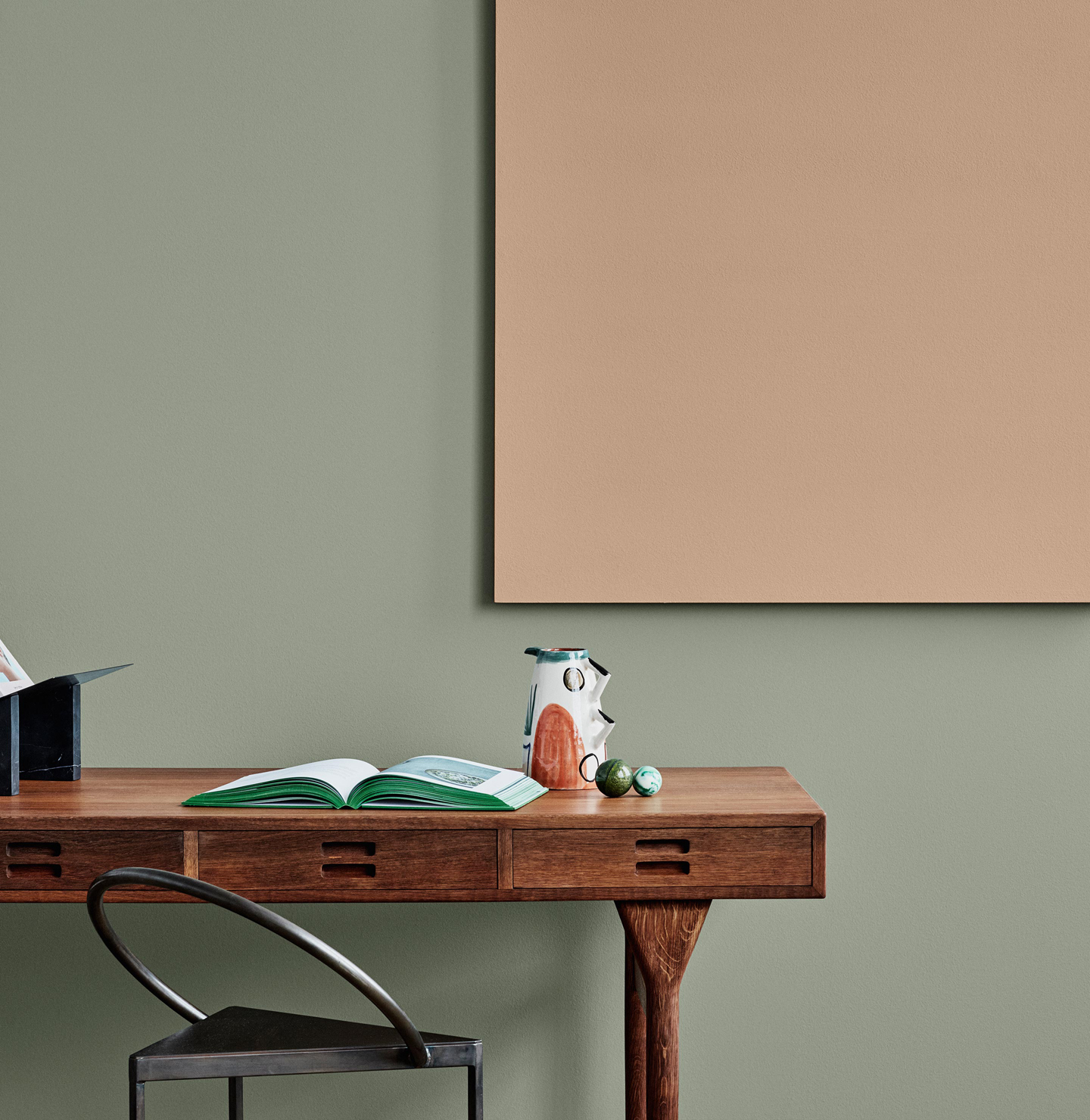 7628 TREASURE - Interior paint colour