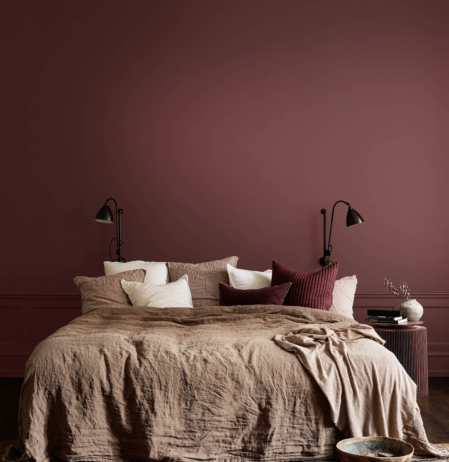JOTUN 2951 SOPHISTICATED RED 0486 EARLY RAIN JOTUN 2951 SOPHISTICATED RED 0486 EARLY RAIN