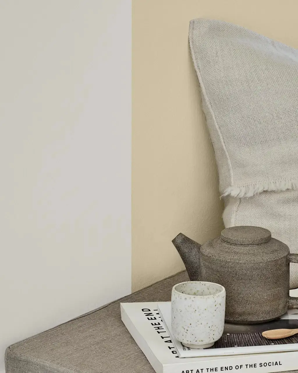 AKIS İnci Beyazı Duvar Boyası Rengi - Jotun